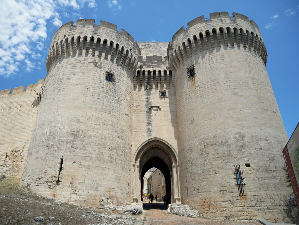 Le fort Saint-André : sentinelle du Royaume de France - Culturez-vous
