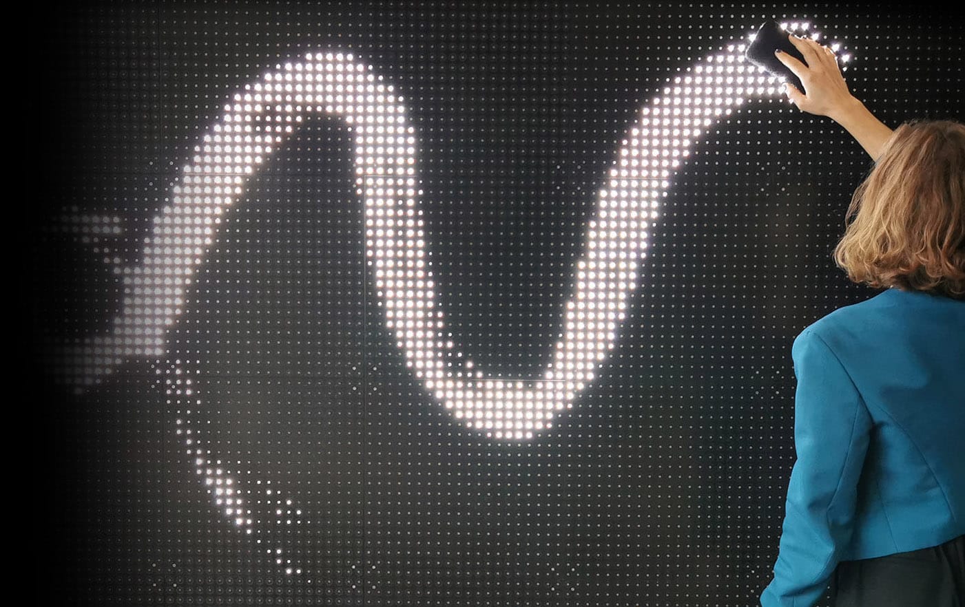 Le Cube: a digital creation and education center just outside Paris