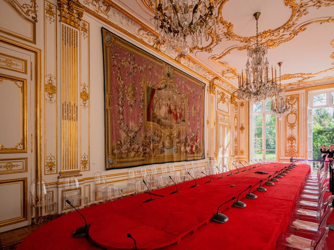 What does the Hôtel de Matignon, the residence of the French Prime ...