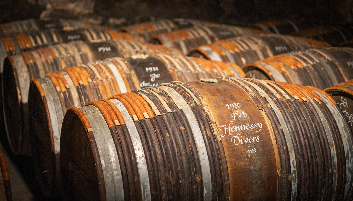 Cognac: the brown gold of Hennessy